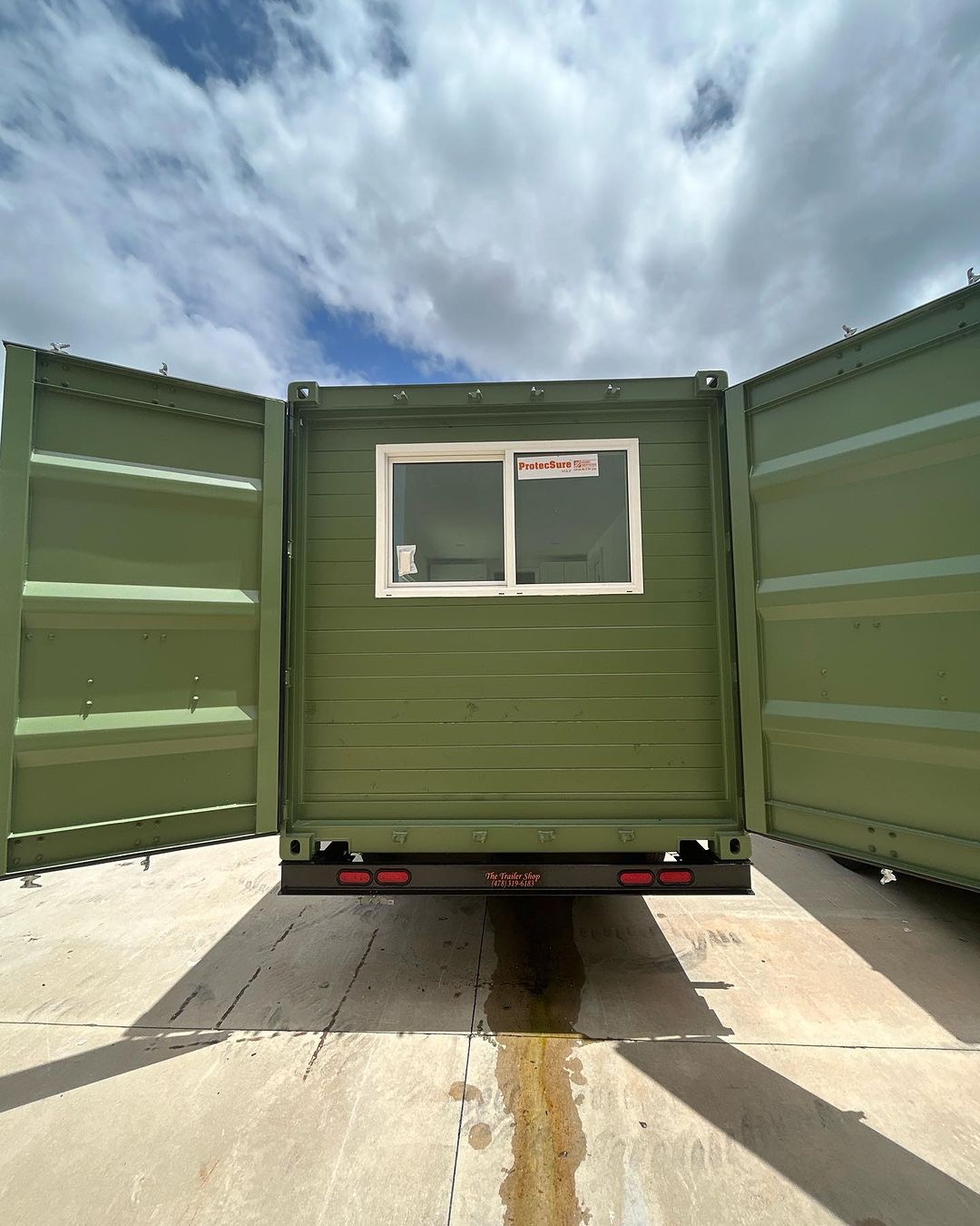20x8ft Portable Container House On Wheels – Global Shipping Containers